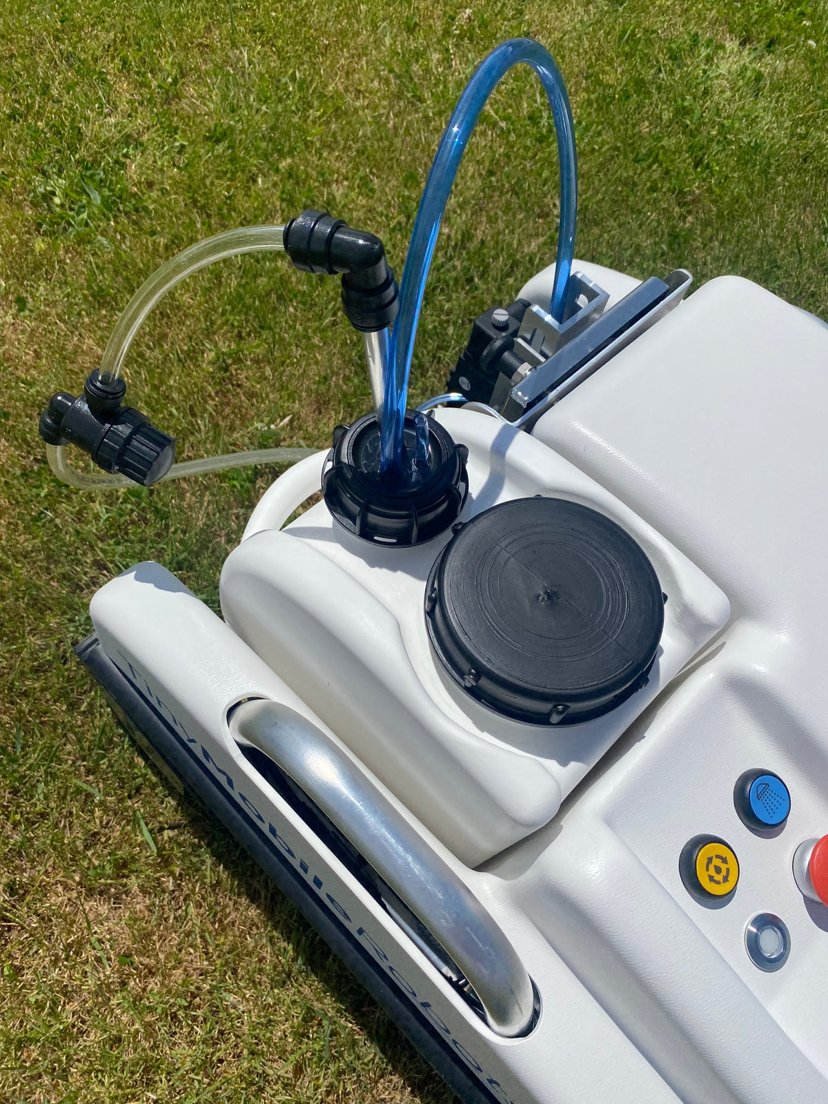 Refillable 10L Tank - for Tiny Mobile Robot Sport — Perennial Sport & Turf